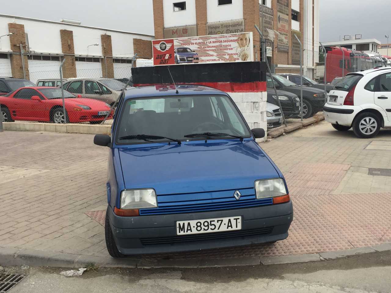 Renault R5, 99.000 km, Nuevo - Autos Dat