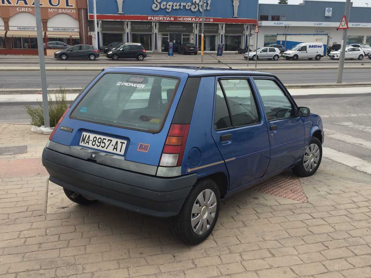 Renault R5, 99.000 km, Nuevo - Autos Dat